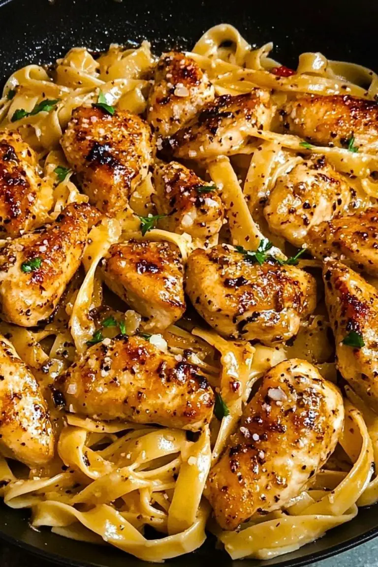 One-Pan Sweet and Smoky Garlic Chicken Pasta - Cook Craze