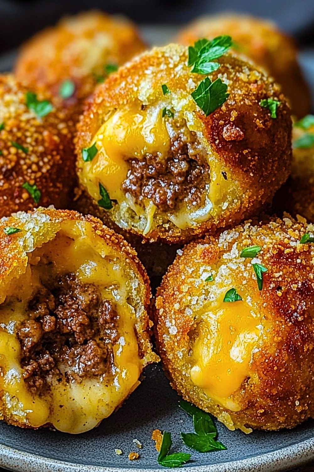 Garlic Parmesan Cheeseburger Bombs - Cook Craze