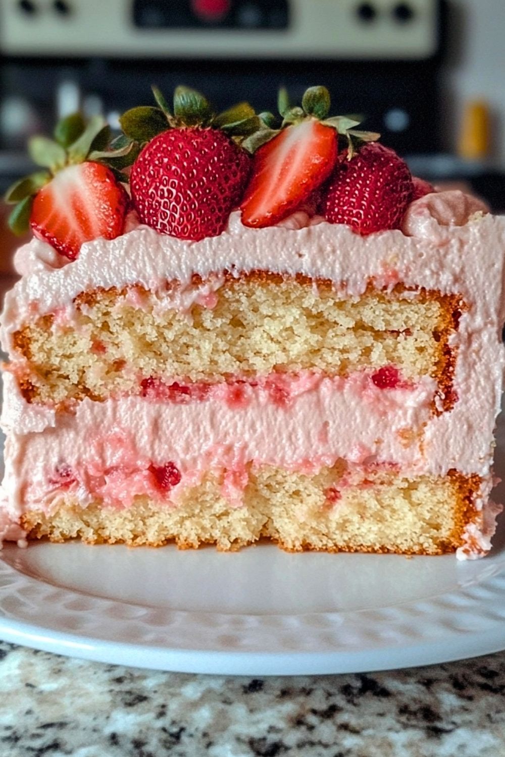 The Best Strawberry Cake Ever - Cook Craze