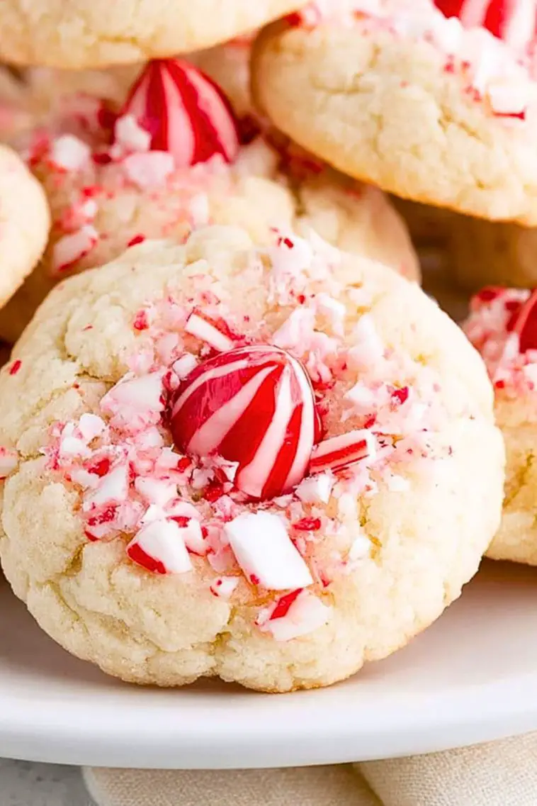 Peppermint Kiss Cookies - Cook Craze